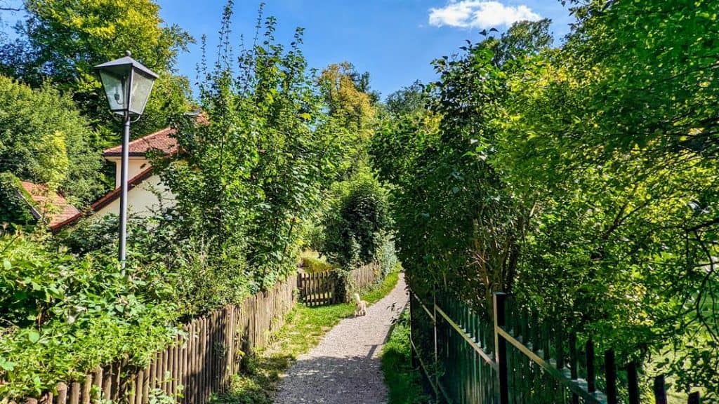 Rundwanderung bei Schloss Seefeld am Pilsensee